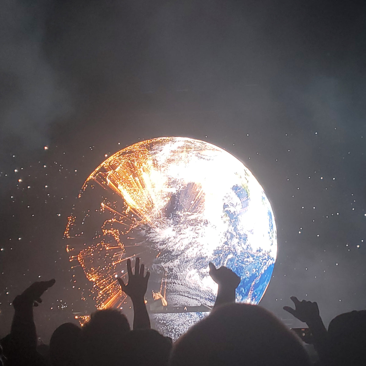 Event Recap: Eric Prydz at Factory 93 | iHeartRaves